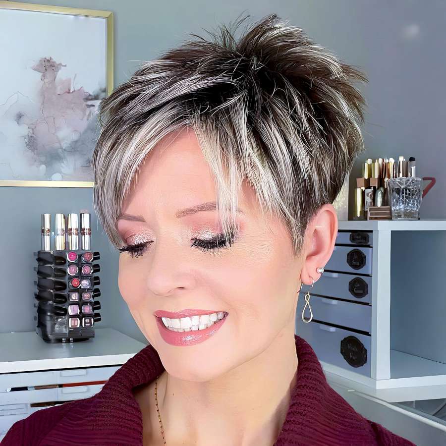 Flawless from Every Angle: The Ultimate Short Layered Pixie Look ...